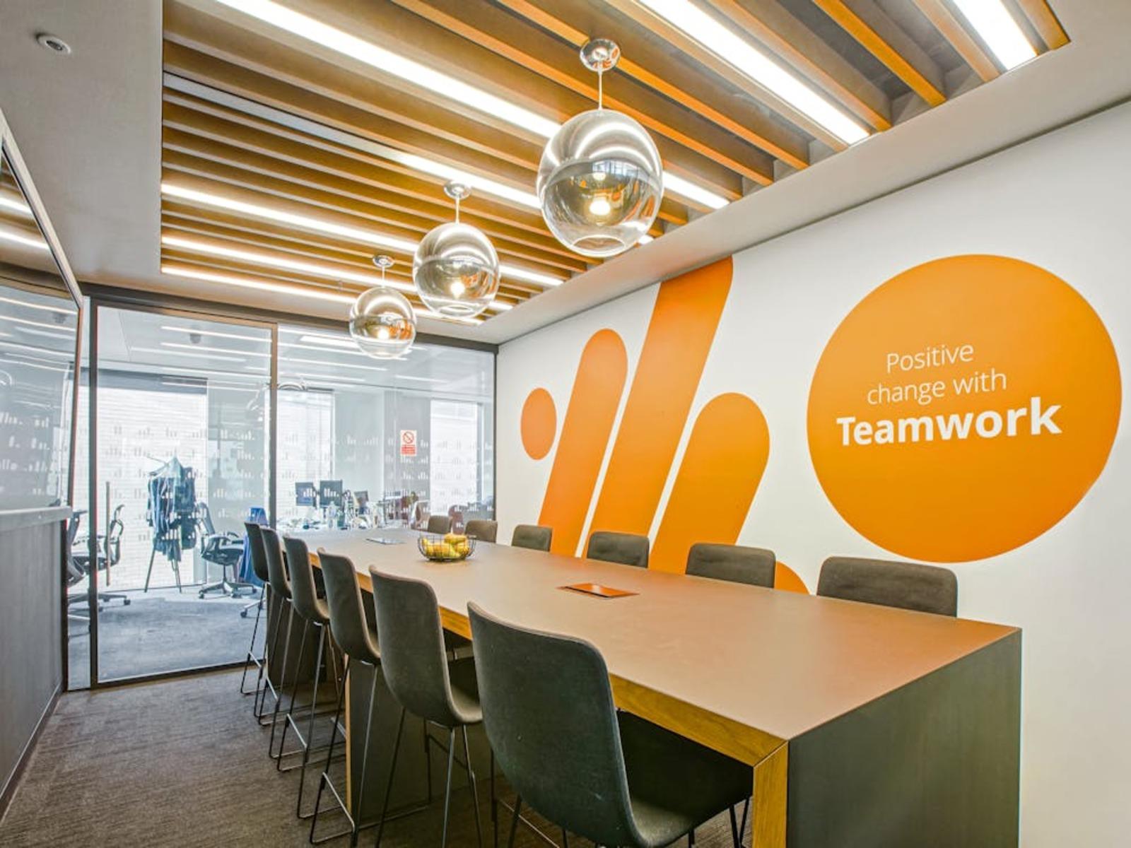 OFFICE TO RENT IN ALDERMANBURY SQUARE, EC2V - Morgan Pryce