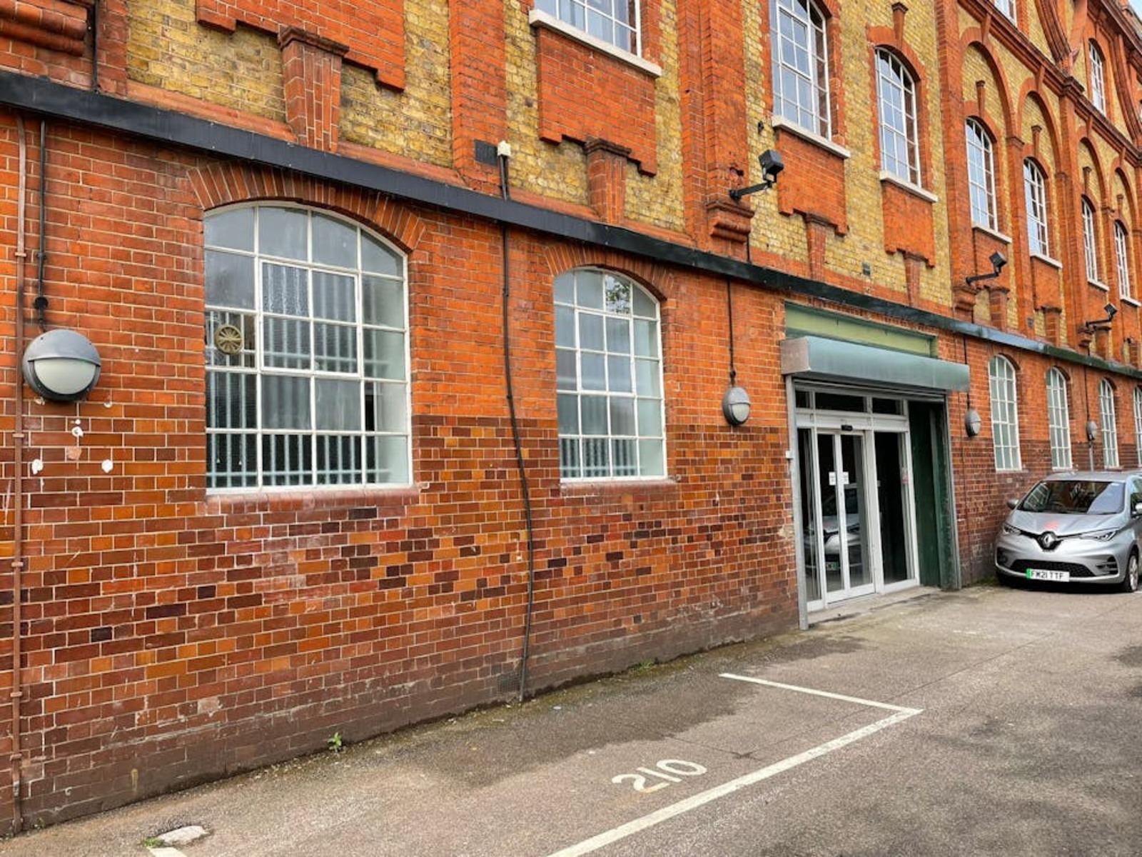 Office To Rent In Camberwell New Road Se5 Morgan Pryce
